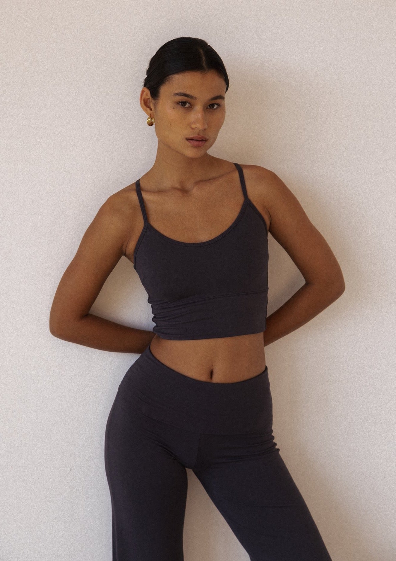 Flow Crop - Slate – Pinky & Kamal