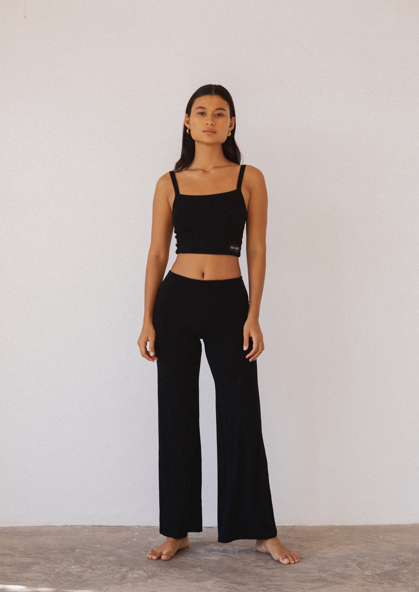 Full Length Yin Flare - Black – Pinky & Kamal